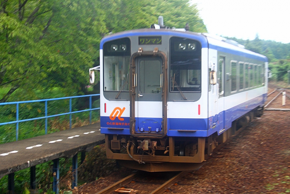 ニュース画像(1/1): のと鉄道 NT200形 | レイルラボ ニュース