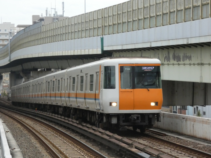 近畿日本鉄道 近鉄7000系電車 7104 弁天町駅 鉄道フォト・写真 by 関西を拠点に活動する鉄道好きさん | レイルラボ(RailLab)