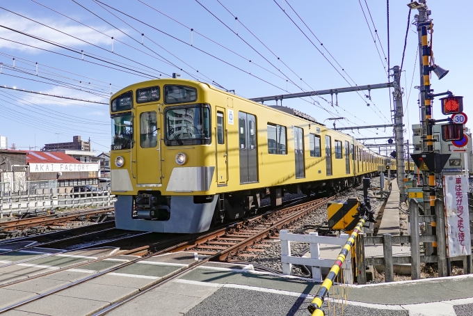 西武鉄道 西武2000系電車 2069 飯能駅 鉄道フォト・写真 by BBsanさん | レイルラボ(RailLab)
