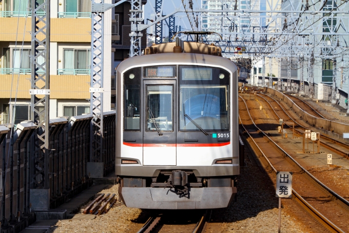 東急電鉄 東急5000系電車 5015 溝の口駅 鉄道フォト・写真 by BBsanさん | レイルラボ(RailLab)