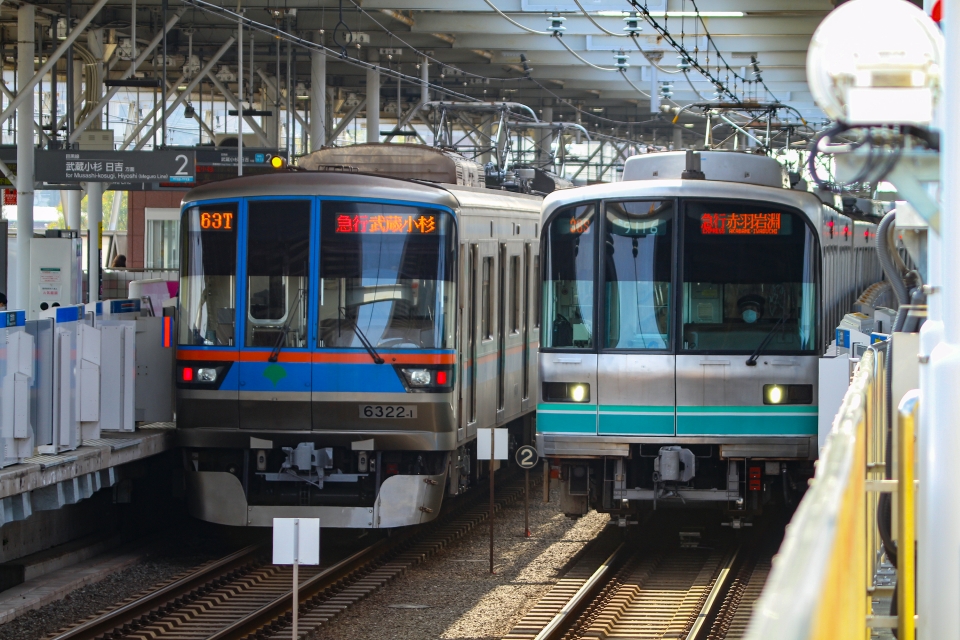 東京都交通局6300形電車 6322-1 多摩川駅 鉄道フォト・写真(拡大) by BBsanさん | レイルラボ(RailLab)
