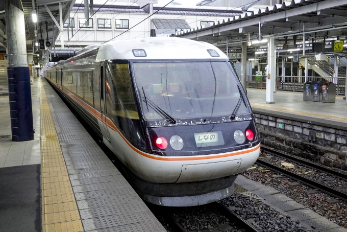 JR東海383系電車 しなの クロ383-1 長野駅 (JR) 鉄道フォト・写真 by BBsanさん | レイルラボ(RailLab)