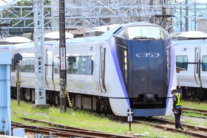 JR東日本E353系電車 クハE353-16 松本駅 (JR) 鉄道フォト・写真 by BBsanさん | レイルラボ(RailLab)