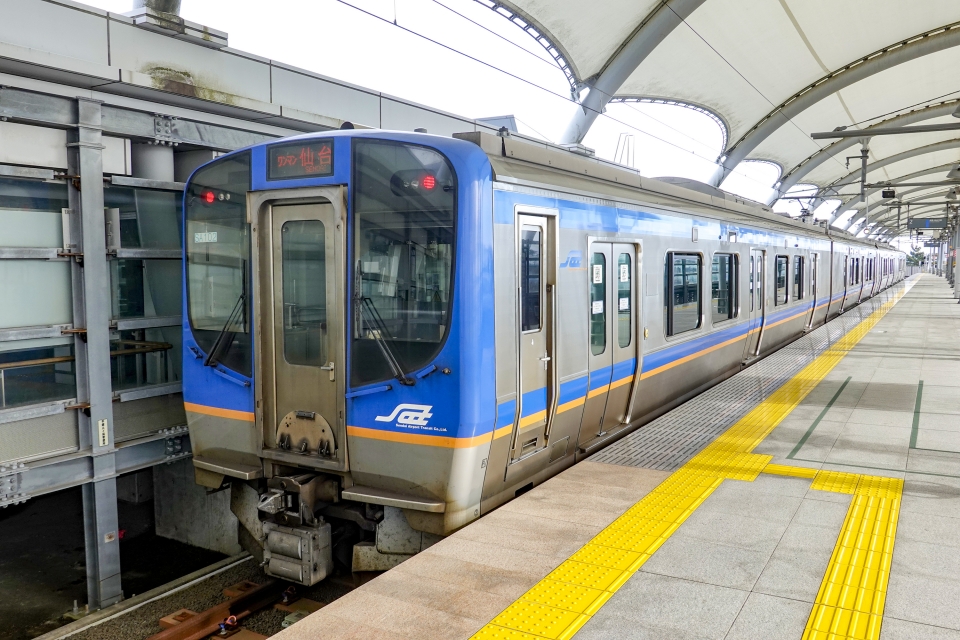 仙台空港鉄道SAT721系電車 SAT720-102 仙台空港駅 鉄道フォト・写真(拡大) by BBsanさん | レイルラボ(RailLab)