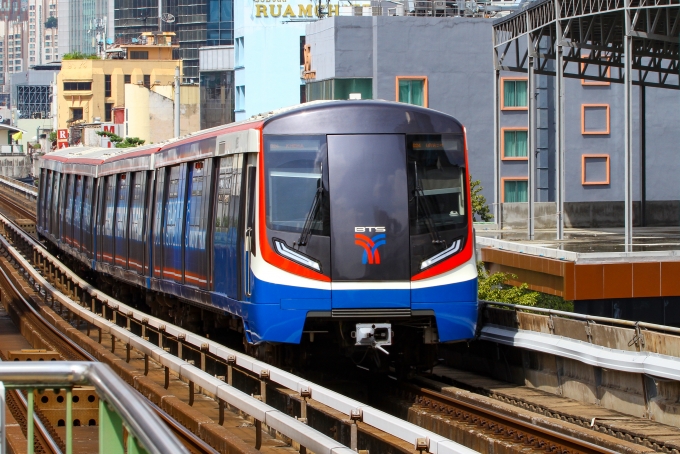 Bangkok Mass Transit System EMU-B3型 Asok 鉄道フォト・写真 by BBsanさん | レイルラボ ...