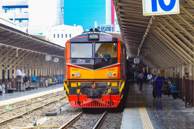 タイ国鉄 AD24C(ALS) 4151 Hua Lamphong 鉄道フォト・写真 by BBsanさん | レイルラボ(RailLab)
