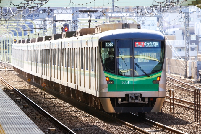 東京メトロ16000系電車 16031 和泉多摩川駅 鉄道フォト・写真 by BBsanさん | レイルラボ(RailLab)