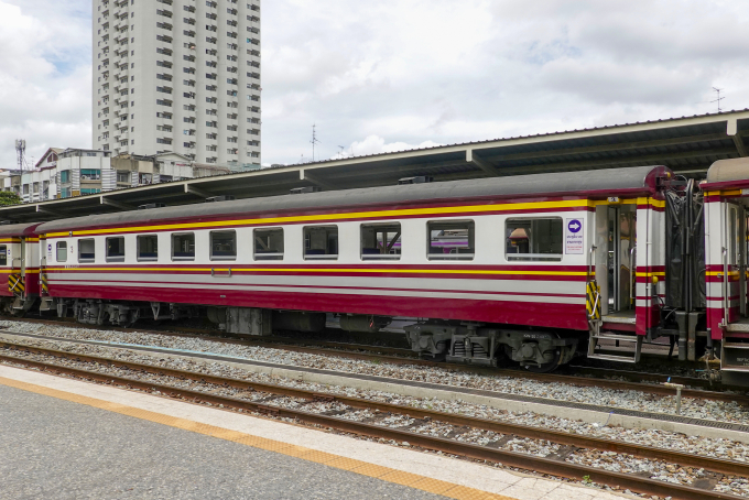 タイ国鉄 BTC 1247 Hua Lamphong Station 鉄道フォト・写真 by BBsanさん | レイルラボ(RailLab)