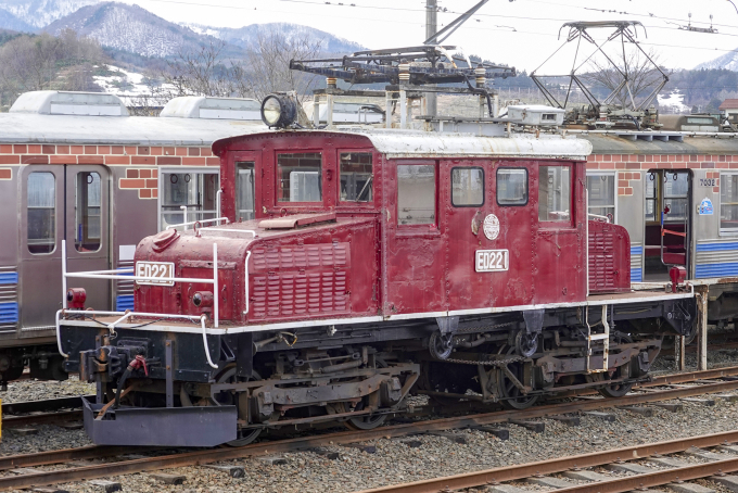 弘南鉄道ED22形電気機関車 ED221 津軽大沢駅 鉄道フォト・写真 by BBsanさん | レイルラボ(RailLab)