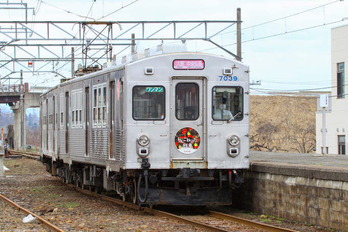 弘南鉄道7000系電車 7039 津軽大沢駅 鉄道フォト・写真 by BBsanさん | レイルラボ(RailLab)