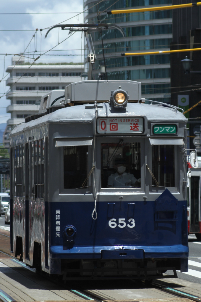 広島電鉄650形電車 653 本通停留場 (広島電鉄) 鉄道フォト・写真 by やすのさん | レイルラボ(RailLab)