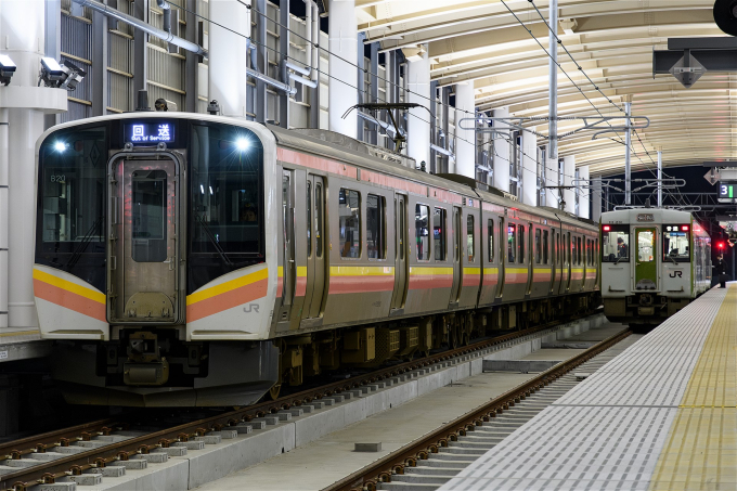 JR東日本E129系電車 クモハE129-20 新潟駅 鉄道フォト・写真 by えこださん | レイルラボ(RailLab)
