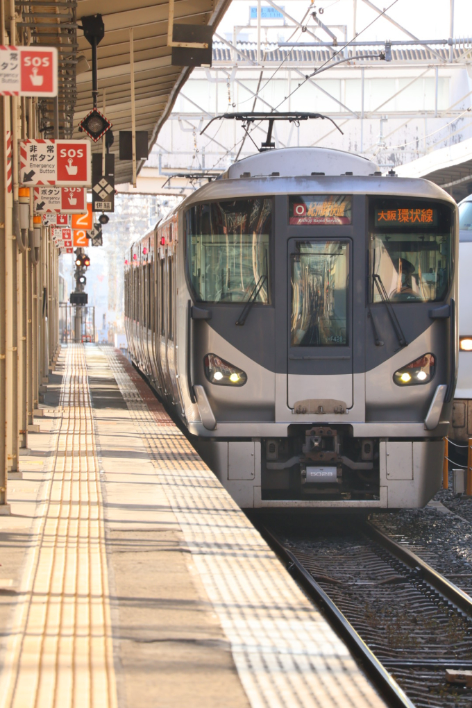 JR西日本225系電車 クモハ225-5028 和歌山駅 (JR) 鉄道フォト・写真 by shingouki0000さん | レイルラボ ...
