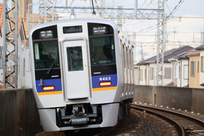 南海電鉄 8423 (南海8300系) 車両ガイド | レイルラボ(RailLab)