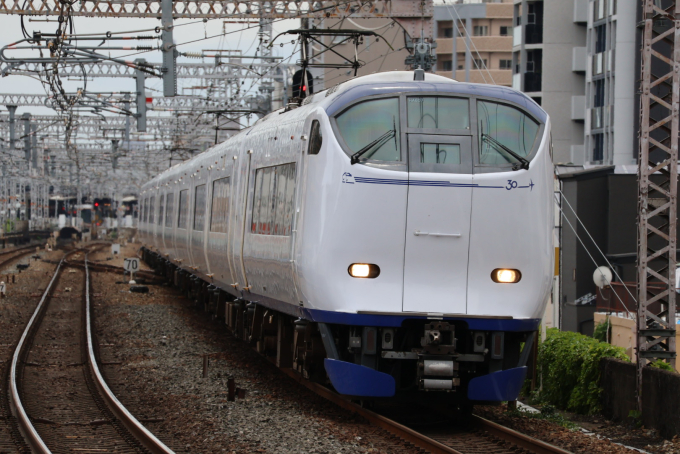 JR西日本281系電車 はるか クロ280-7 野田駅 (JR) 鉄道フォト・写真 by shingouki0000さん | レイルラボ(RailLab)