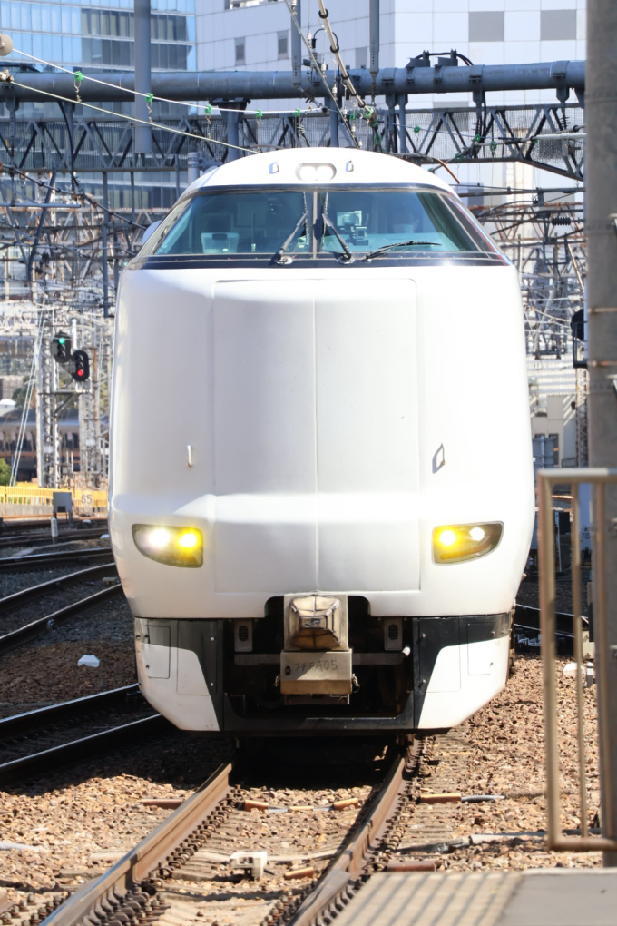 JR西日本287系電車 クモロハ286-5 大阪駅 鉄道フォト・写真 by shingouki0000さん | レイルラボ(RailLab)