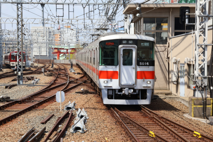 山陽電車 山陽電気鉄道5000系電車 5016 尼崎駅 (阪神) 鉄道フォト・写真 by shingouki0000さん | レイルラボ(RailLab)