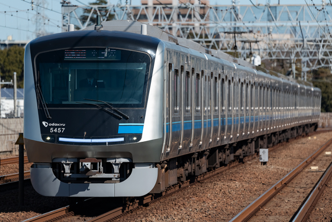 小田急電鉄 小田急5000形電車(2代) 5457 和泉多摩川駅 鉄道フォト・写真 by Tomo-Papaさん | レイルラボ(RailLab)