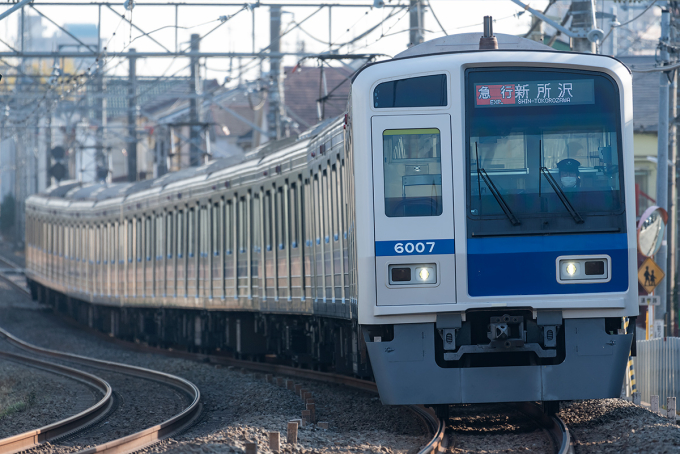西武鉄道 西武6000系電車 6007 花小金井駅 鉄道フォト・写真 by Tomo-Papaさん | レイルラボ(RailLab)
