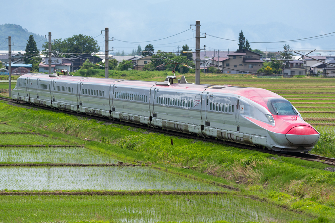 JR東日本 E6系新幹線電車 E621-1 高畠駅 鉄道フォト・写真 by Tomo-Papaさん | レイルラボ(RailLab)