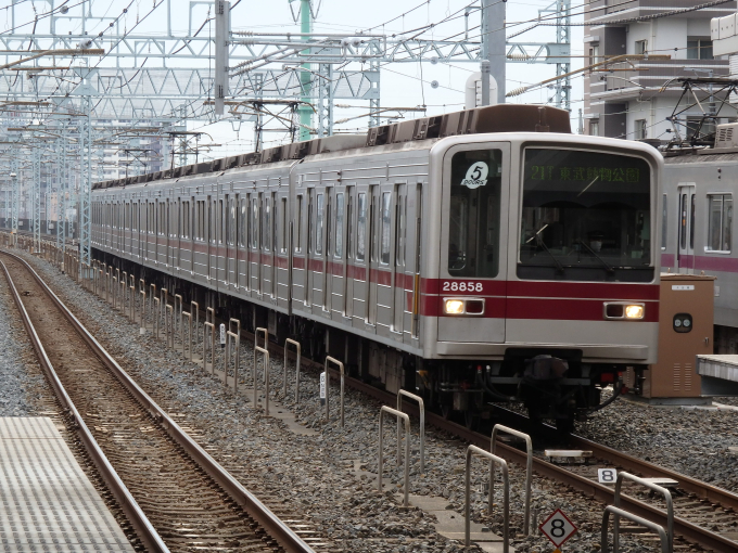 東武鉄道 東武20000系電車 28858 草加駅 鉄道フォト・写真 by takaaqui520さん | レイルラボ(RailLab)