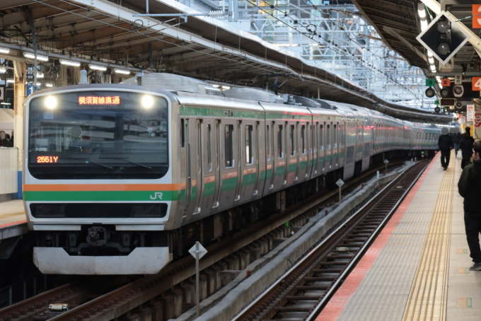 JR東日本E231系電車 クハE230-8009 横浜駅 (JR) 鉄道フォト・写真 by YokoKura_Y-131さん | レイルラボ(RailLab)