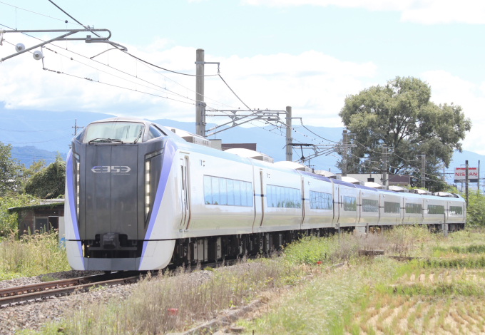JR東日本E353系電車 あずさ クハE352-12 安曇追分駅 鉄道フォト・写真 by スーパー金太郎さん | レイルラボ(RailLab)