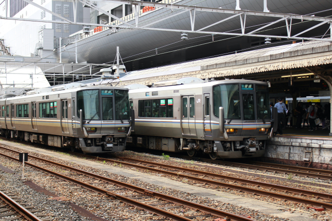 223系 P01編成 (吹田総合車両所 京都支所) 鉄道フォト | レイルラボ(RailLab)