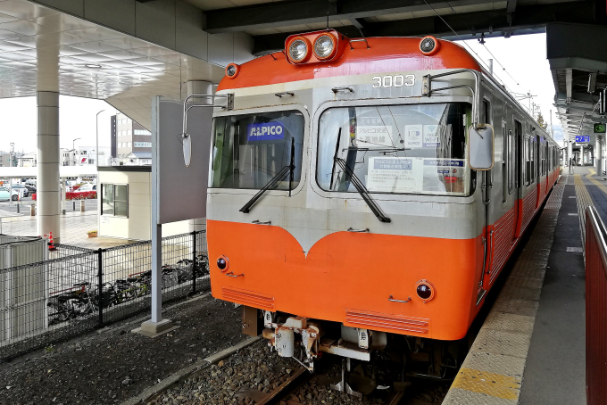 アルピコ交通 松本電気鉄道3000形電車 3003 松本駅 (アルピコ交通) 鉄道フォト・写真 by konomaさん | レイルラボ(RailLab)