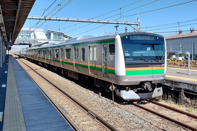 JR東日本E233系電車 クハE232-3018 雀宮駅 鉄道フォト・写真 by konomaさん | レイルラボ(RailLab)