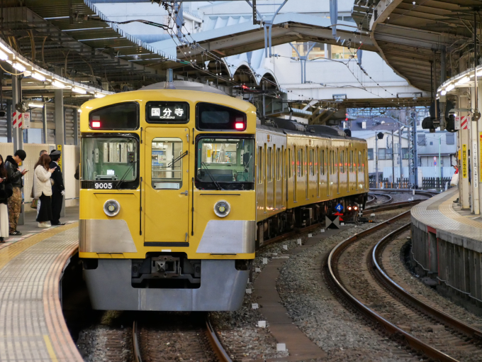 西武鉄道 西武9000系電車 9005 萩山駅 鉄道フォト・写真 by 西武電車さん | レイルラボ(RailLab)