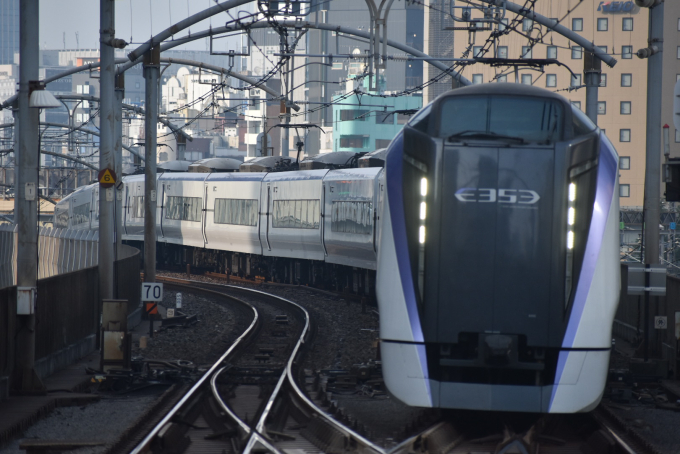 JR東日本E353系電車 東京駅 (JR) 鉄道フォト・写真 by 坂戸の8000系さん | レイルラボ(RailLab)
