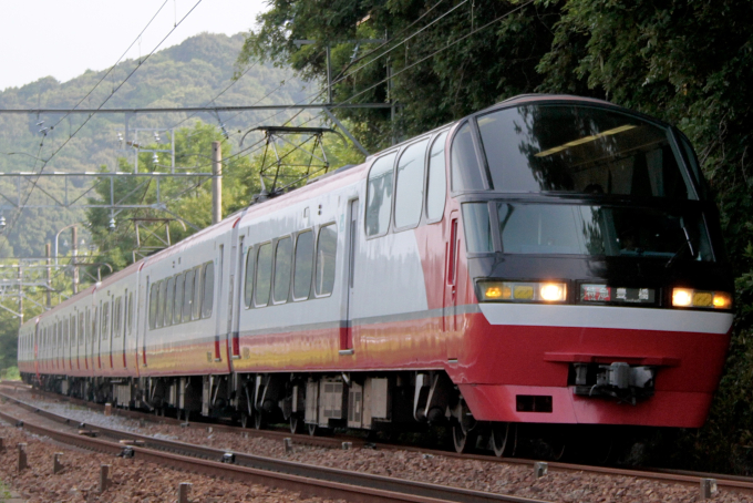 名古屋鉄道 名鉄1000系電車 1112 本宿駅 (愛知県) 鉄道フォト・写真 by 3704fさん | レイルラボ(RailLab)