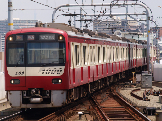 京急電鉄 京急1000形電車(2代) 1209 京急蒲田駅 鉄道フォト・写真 by 2100-expressさん | レイルラボ(RailLab)