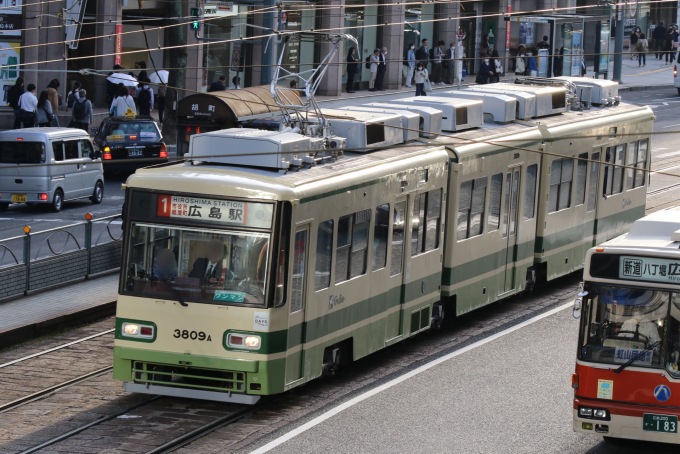 広島電鉄3800形電車 3809 銀山町停留場 鉄道フォト・写真 by ゆうっちさん | レイルラボ(RailLab)