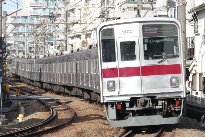 東武鉄道 東武9000系電車 Fライナー 9105 白楽駅 鉄道フォト・写真 by T A Д さん | レイルラボ(RailLab)