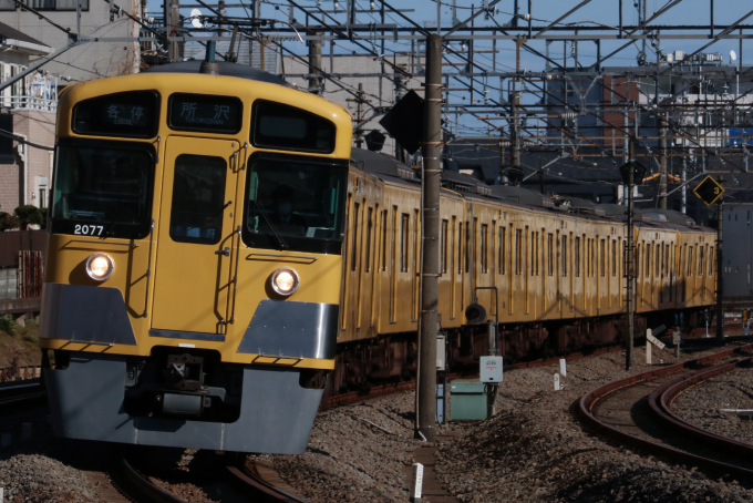 西武鉄道 西武2000系電車 2077 所沢駅 鉄道フォト・写真 by えすあいさん | レイルラボ(RailLab)