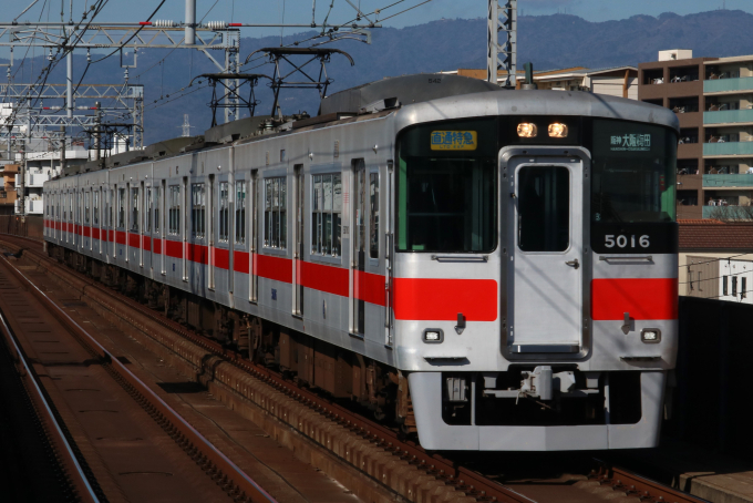 山陽電車 山陽電気鉄道5000系電車 5016 出屋敷駅 鉄道フォト・写真 by えすあいさん | レイルラボ(RailLab)