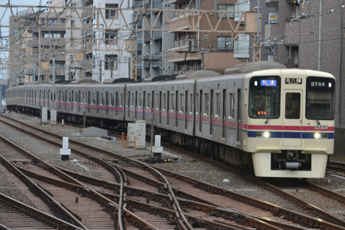 京王電鉄 京王9000系電車 9744 笹塚駅 鉄道フォト・写真 by 埼民箱鉄さん | レイルラボ(RailLab)