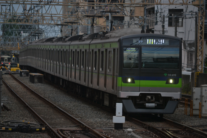 東京都交通局10-300形電車 10-690 笹塚駅 鉄道フォト・写真 by 埼民箱鉄さん | レイルラボ(RailLab)