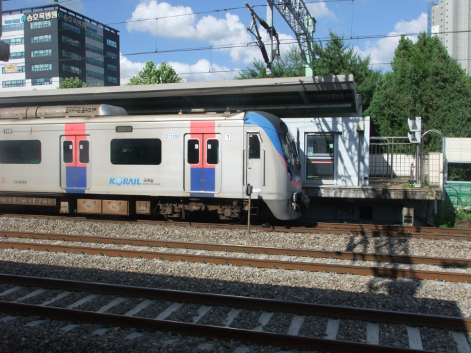 韓国鉄道公社 311000系 311x90 烏山大駅 鉄道フォト・写真 by 경기도철덕이さん | レイルラボ(RailLab)