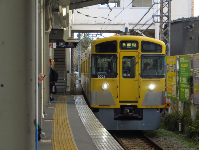 西武鉄道 9000系 萩山駅 鉄道フォト・写真 by Central-315さん | レイルラボ(RailLab)