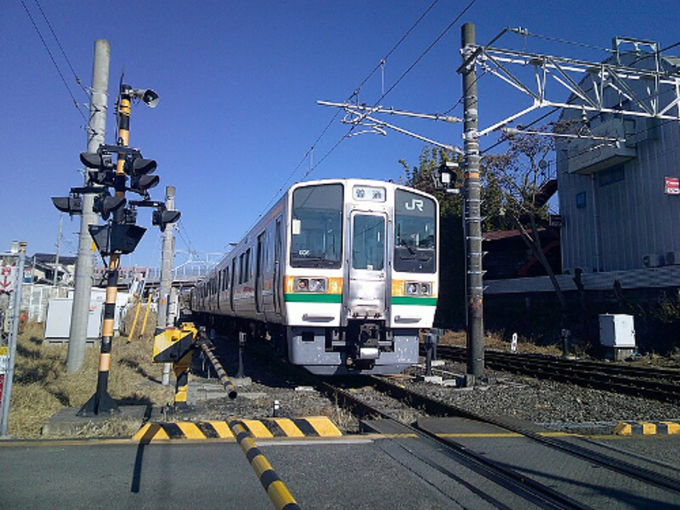 JR東海 国鉄211系電車 クハ210-5054 裾野駅 鉄道フォト・写真 by どこまでも走る209系さん | レイルラボ(RailLab)
