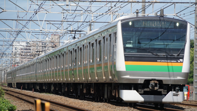 JR東日本E233系電車 クハE233-3530 藤沢駅 (JR) 鉄道フォト・写真 by E-01さん | レイルラボ(RailLab)