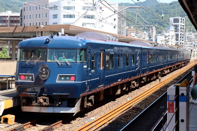 JR西日本 国鉄117系電車 クロ116-7016 神戸駅 (兵庫県) 鉄道フォト・写真 by norikadさん | レイルラボ(RailLab)