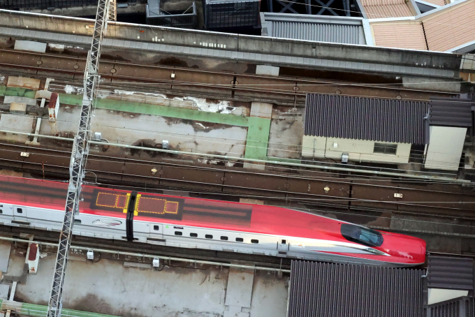 JR東日本 E6系新幹線電車 仙台駅 (JR) 鉄道フォト・写真 by norikadさん | レイルラボ(RailLab)