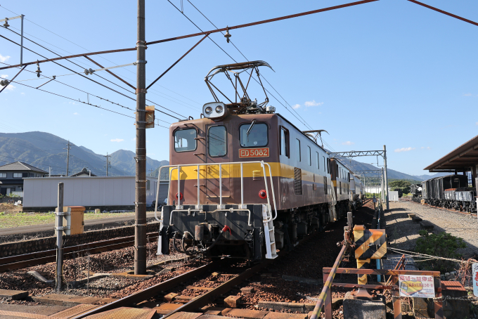 三岐鉄道ED5081形電気機関車 82 丹生川駅 鉄道フォト・写真 by norikadさん | レイルラボ(RailLab)