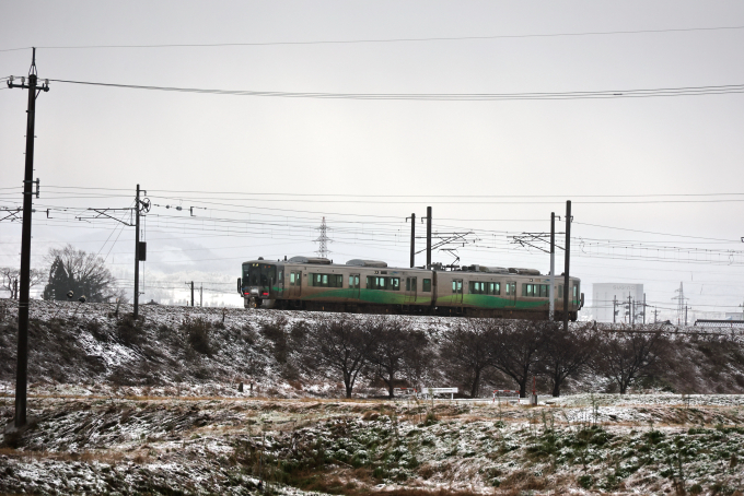あいの風とやま鉄道521系電車 東滑川駅 鉄道フォト・写真 by norikadさん | レイルラボ(RailLab)