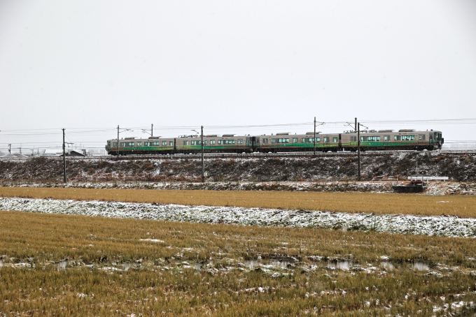 あいの風とやま鉄道521系電車 東滑川駅 鉄道フォト・写真 by norikadさん | レイルラボ(RailLab)