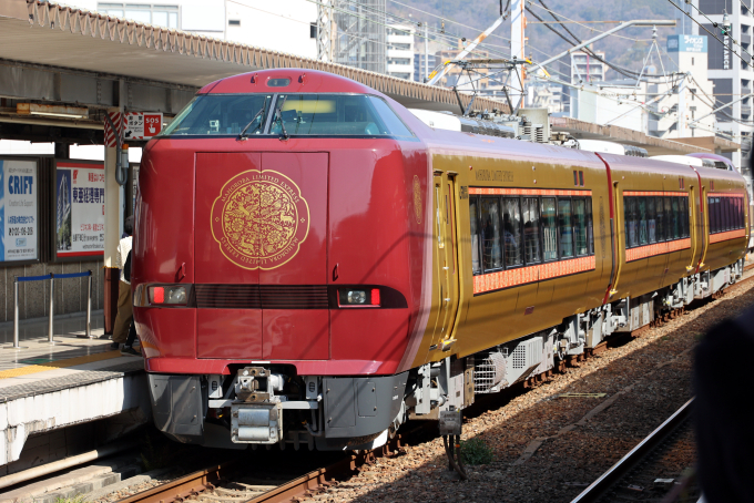 JR西日本 683系電車 まほろば クハ682-6701 神戸駅 (兵庫県) 鉄道フォト・写真 by norikadさん | レイルラボ ...